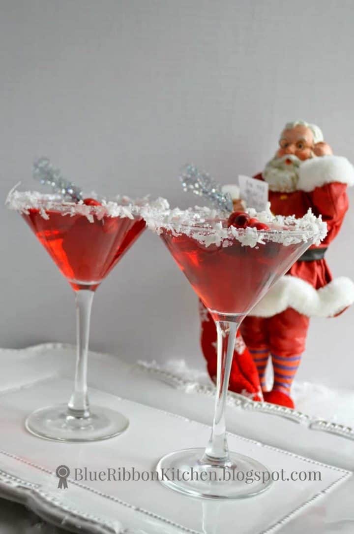 45 Festive Christmas Cocktails To Get You In The Holiday Spirit - A ...
