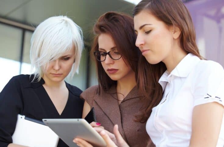 7 Habits of Highly Smart Women - A Crazy Family