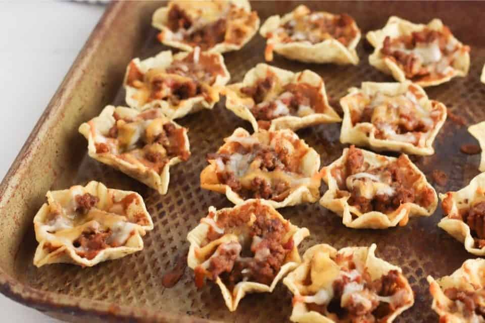 Nacho Cups: Easy Appetizer Idea for a Party - A Crazy Family