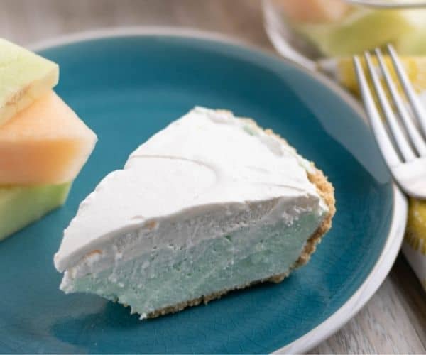 Cool and Creamy Melon Pie