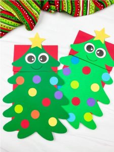 16 Christmas Tree Crafts for Kids: Keepsakes, Decorations, and Fun - A ...