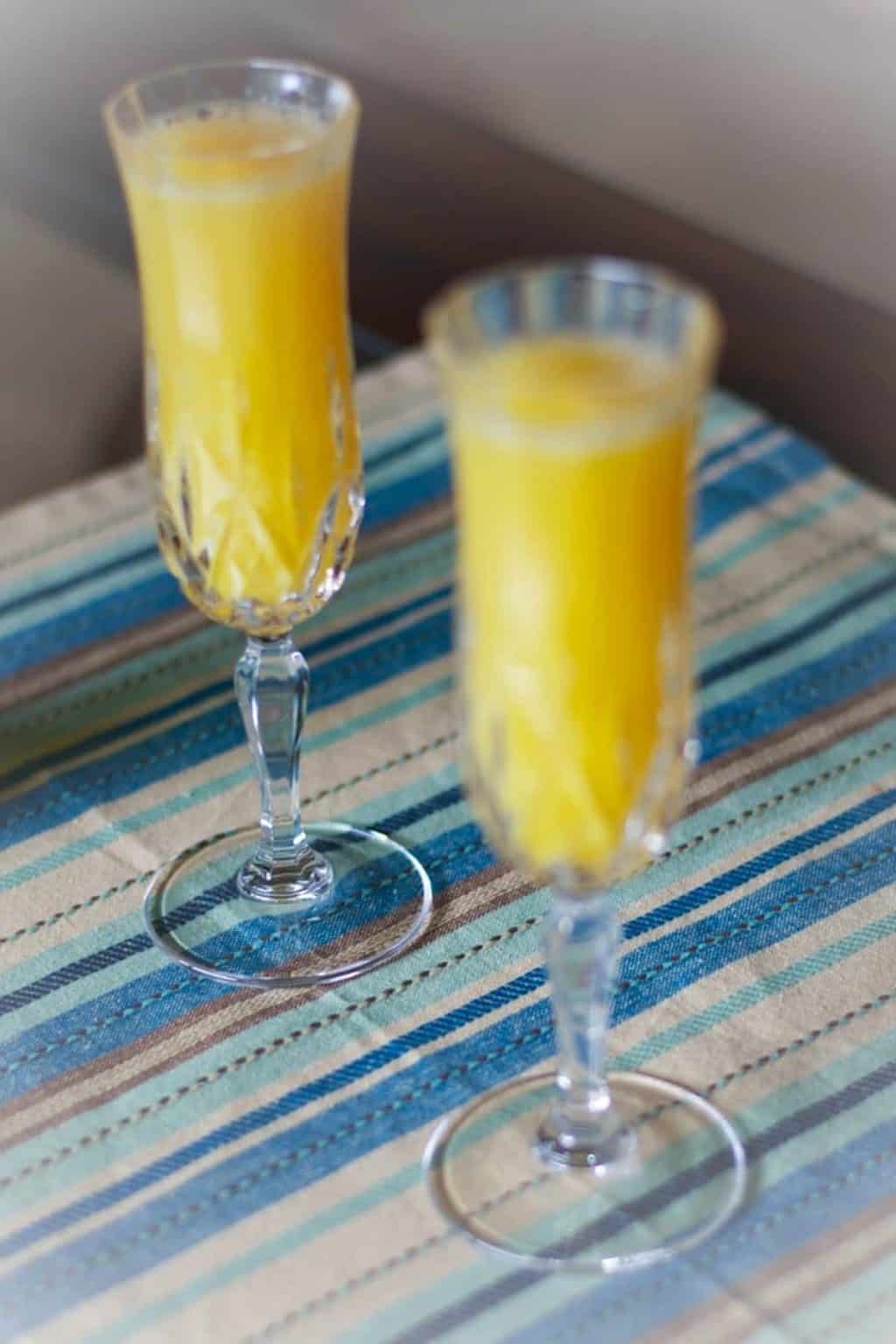 23 Christmas Mimosa Recipes To Toast To - A Crazy Family
