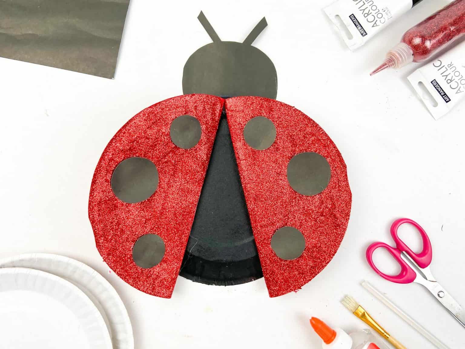 Easy Paper Plate Glitter Ladybug Kids Craft - A Crazy Family