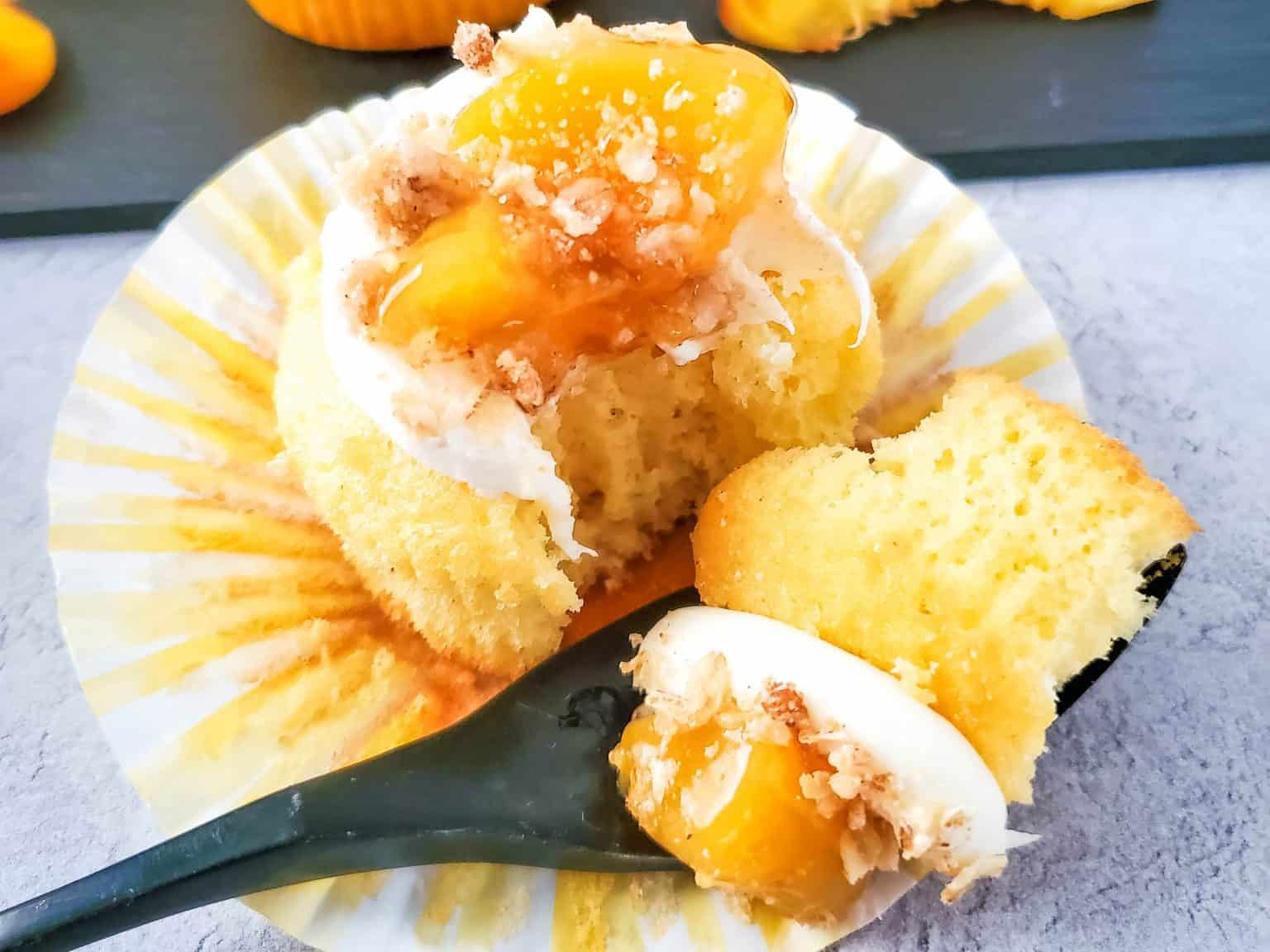 Peach Cobbler Cupcakes - A Crazy Family