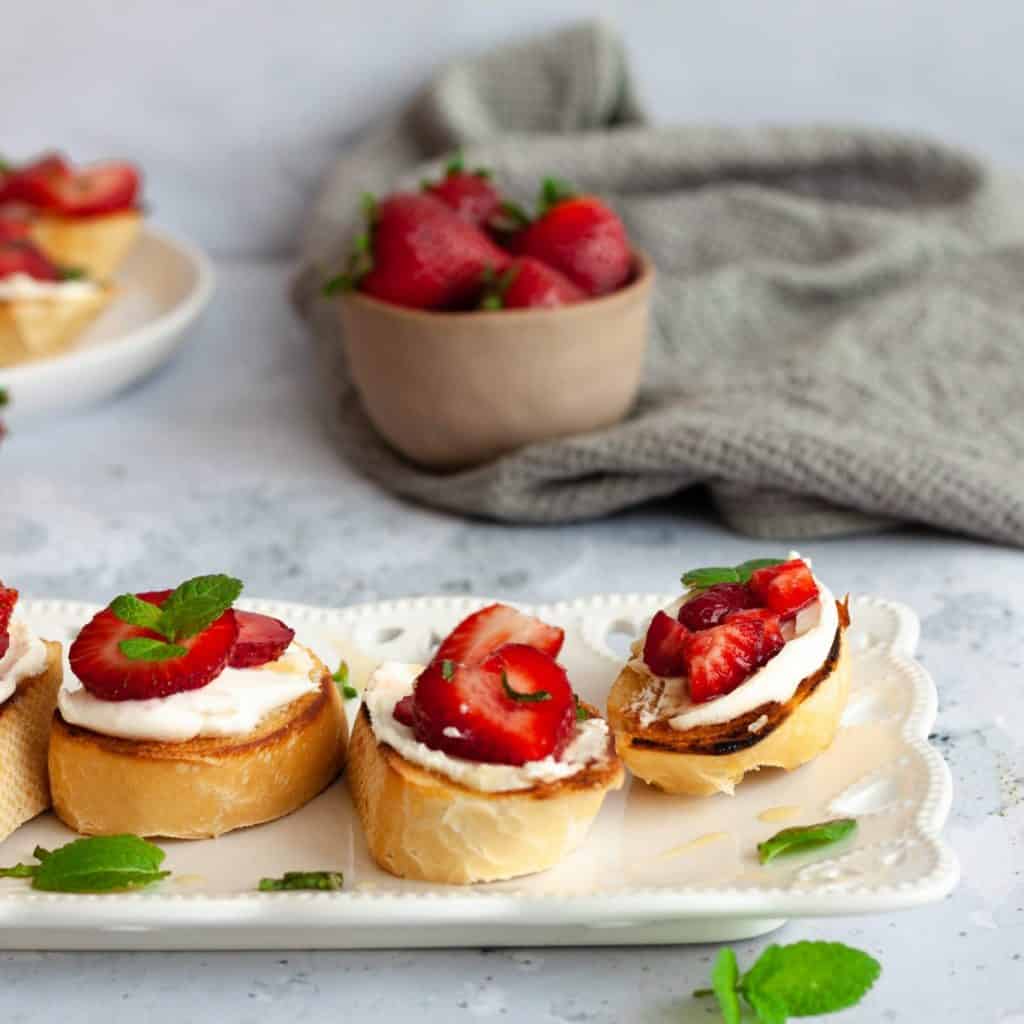 15+ Easy Creative Crostini Appetizer Recipes - A Crazy Family