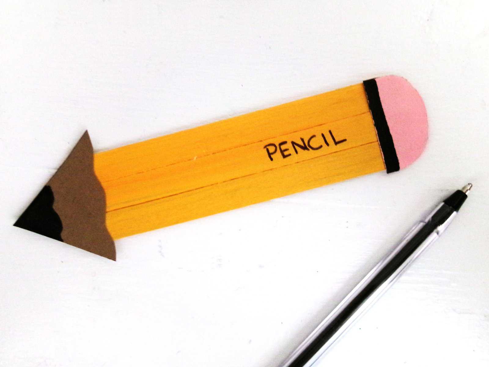 Pencil Craft - A Crazy Family