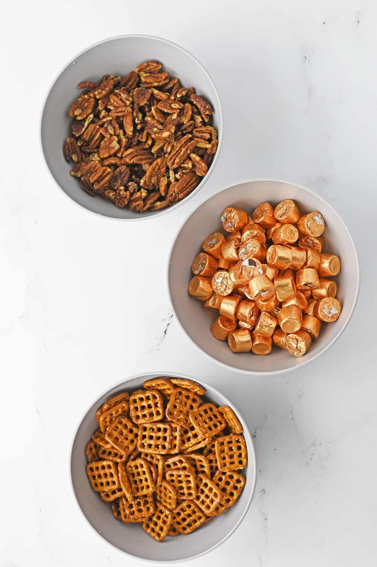 Rolo Pretzel Bites - A Crazy Family