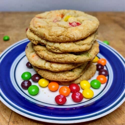 35 Eye-Catching Colorful Cookies to Brighten Your Day - A Crazy Family