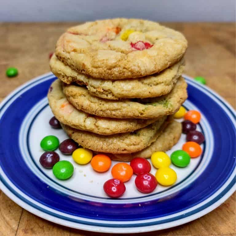 35 Eye-Catching Colorful Cookies to Brighten Your Day - A Crazy Family