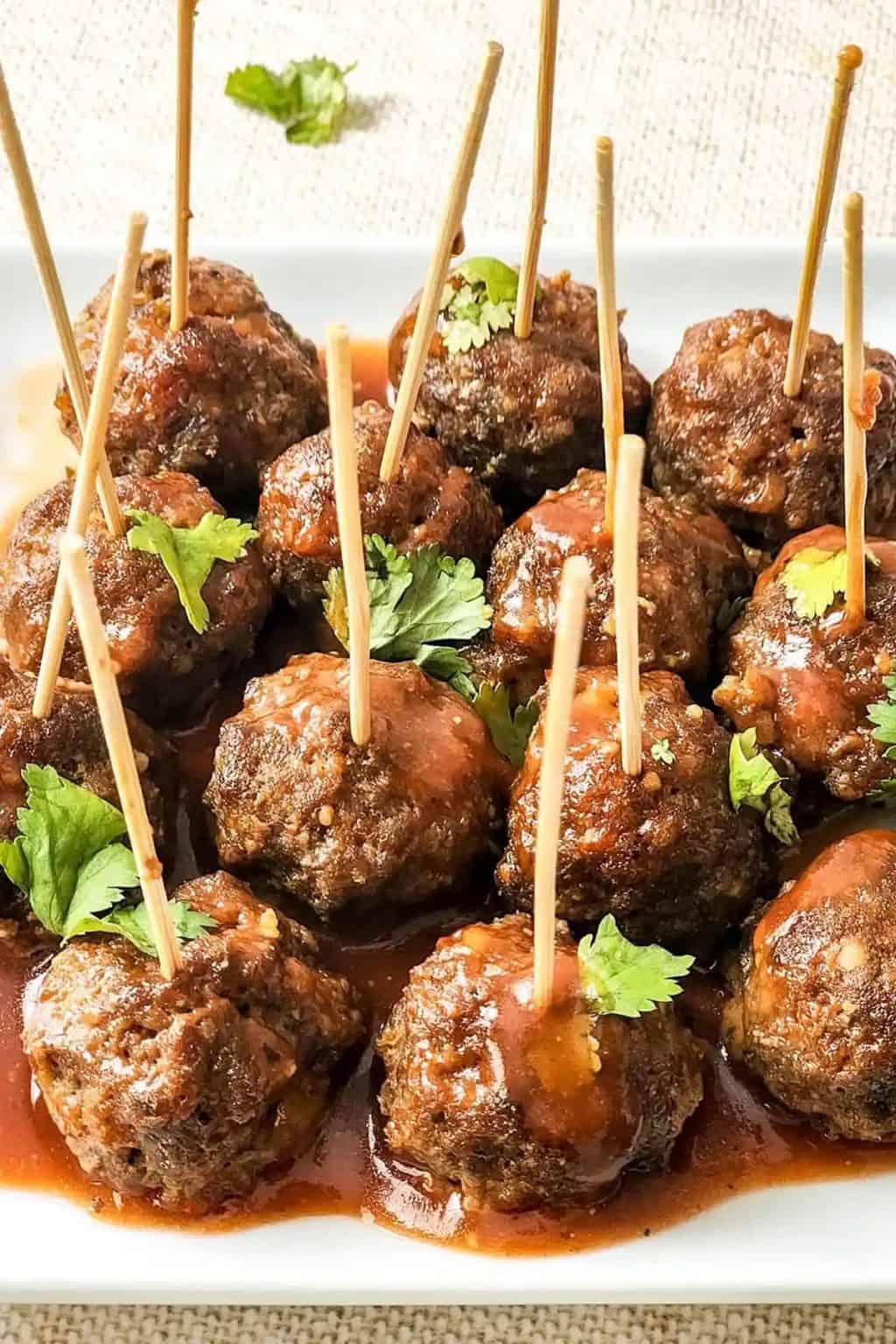 27 Easy Recipes With Meatballs That Taste Amazing - A Crazy Family