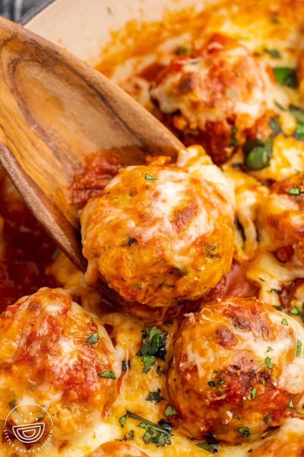 27 Easy Recipes With Meatballs That Taste Amazing - A Crazy Family