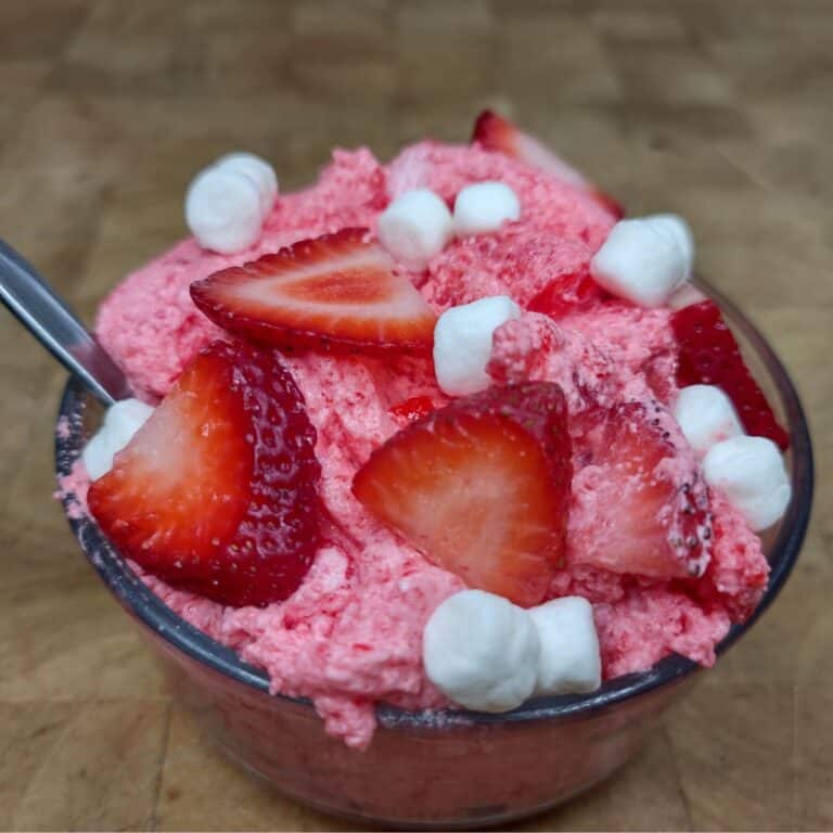 15 Crowd-Pleasing Jello Salad Recipes for Your Next Party - A Crazy Family